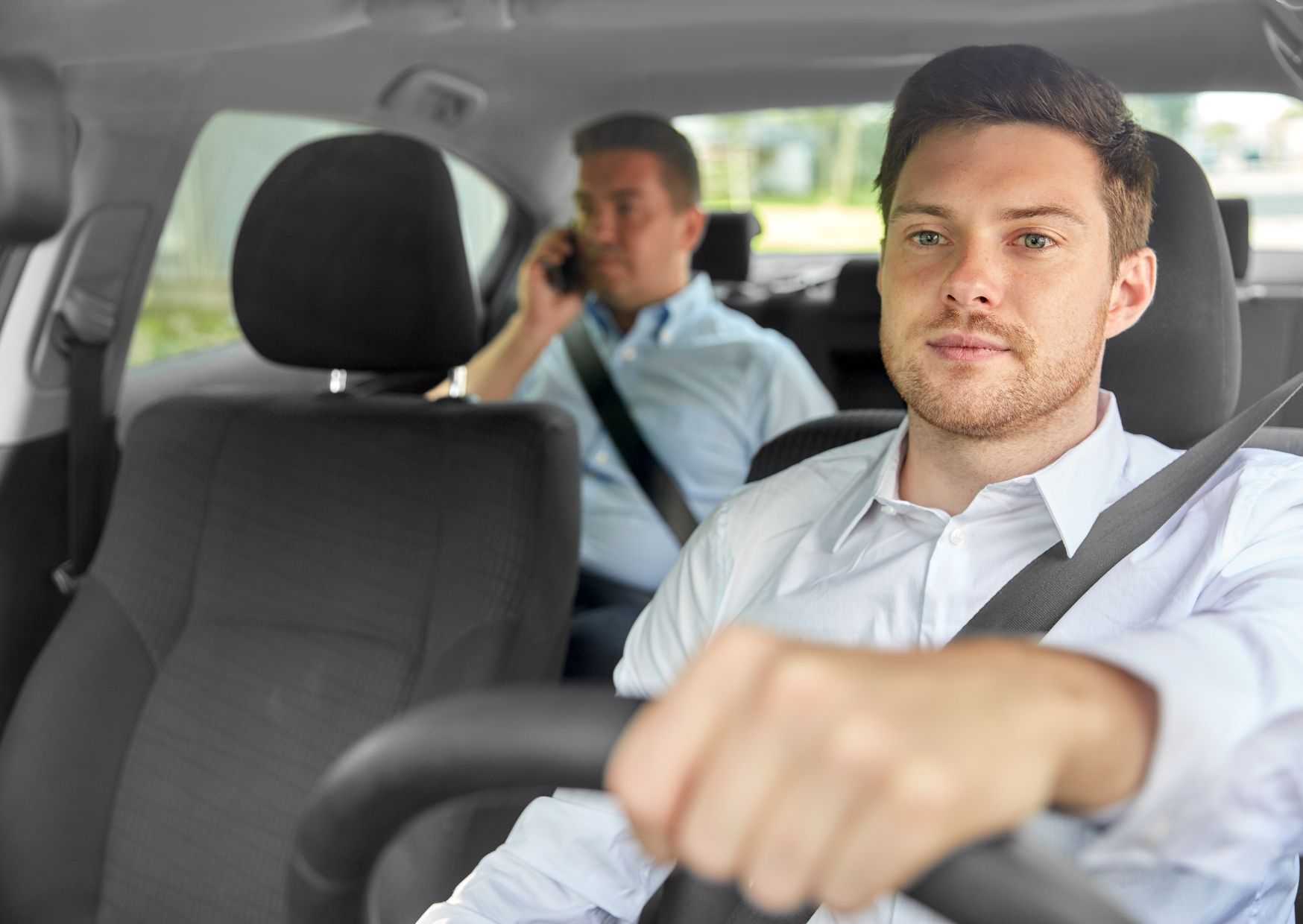 10 Tips Aman untuk Sewa Mobil Termasuk Sopir untuk Perusahaan - Aruraharja